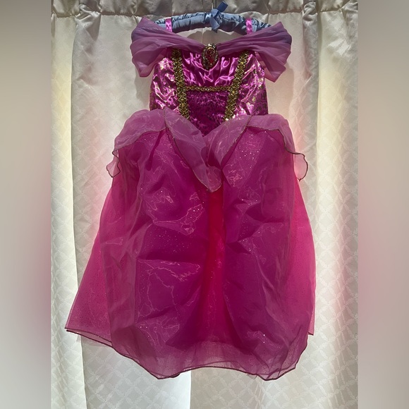 Disney | Costumes | Original Disney Store Princess Dress 56 | Poshmark